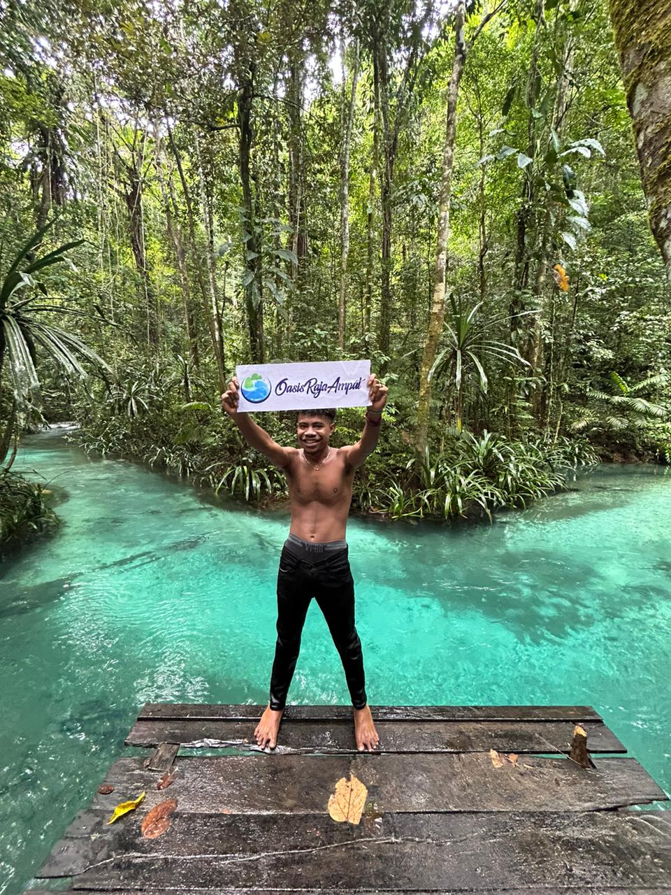 menyusuri sungai kalibiru di raja ampat UPDATE December 2025