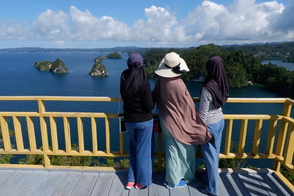 Paket Trip Raja Ampat 3 Hari 2 Malam Liburan Halal PRIVATE